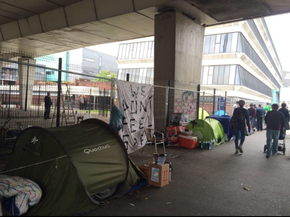 Security tries to close down Manchester homeless camp