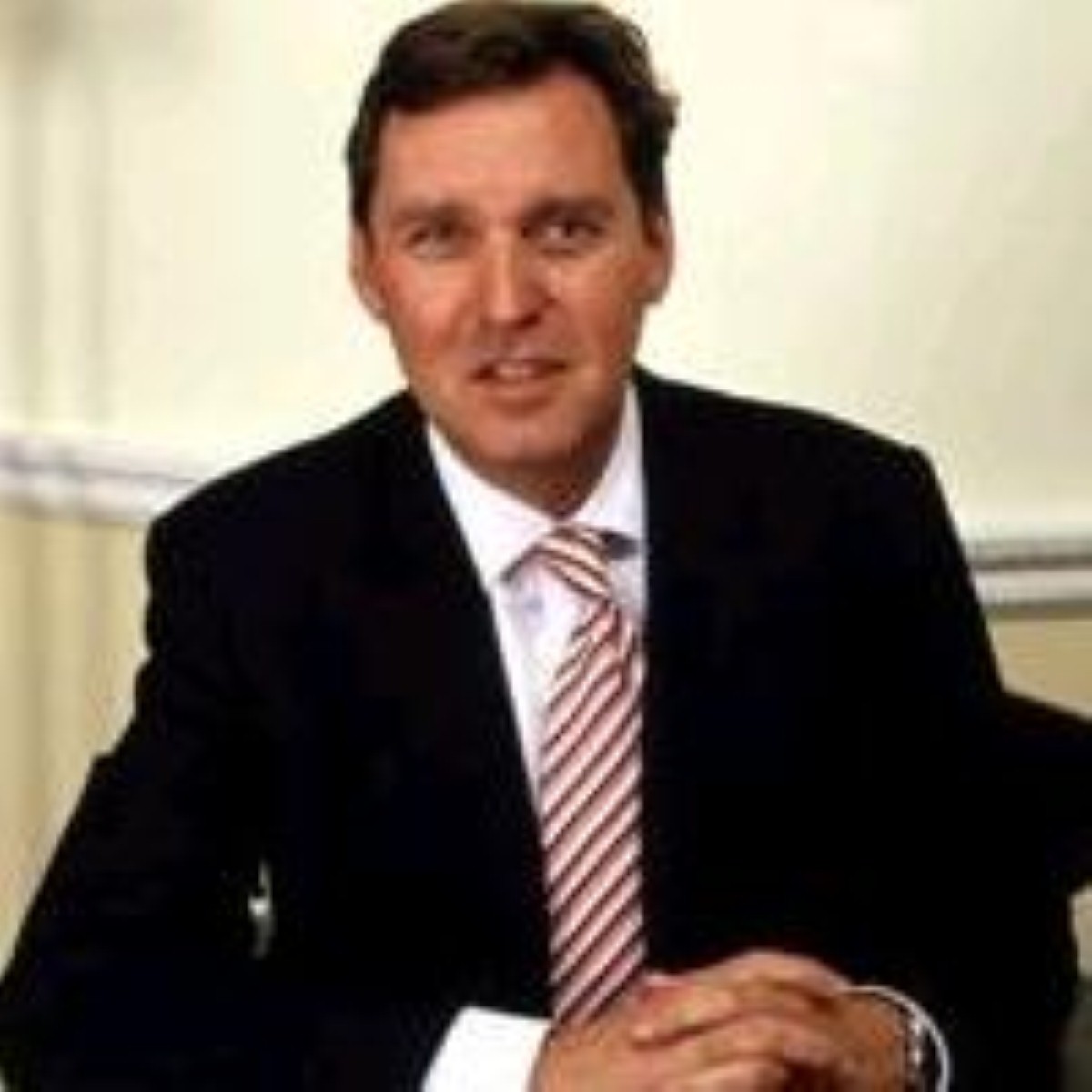 Alan Milburn to stand down as MP