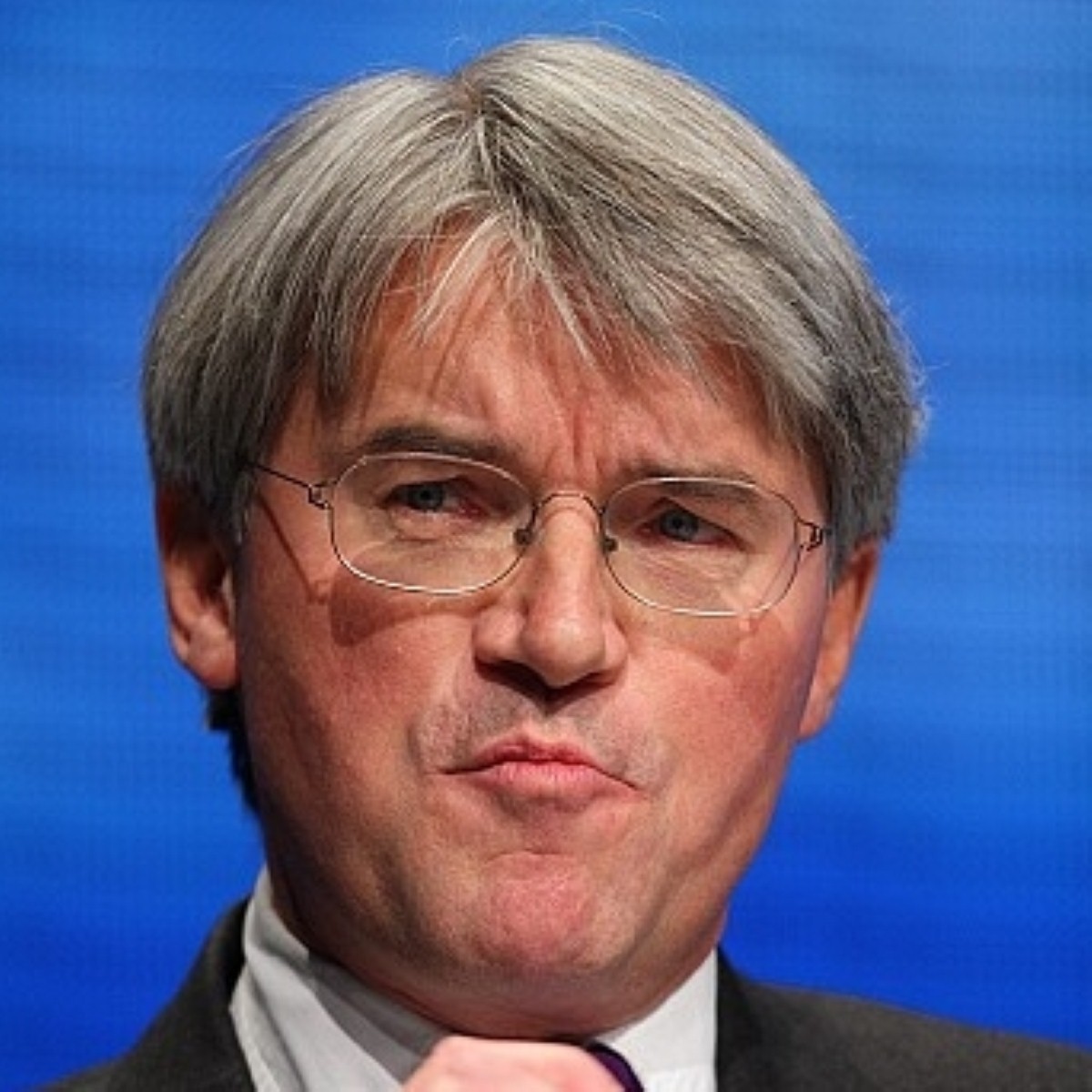 Andrew Mitchell resigns in new blow to the Tories